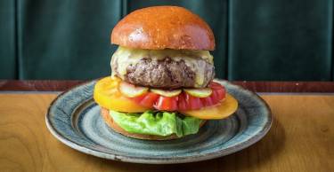 Gordon Ramsay F Word Beef Burger Recipe | Bryont Blog
